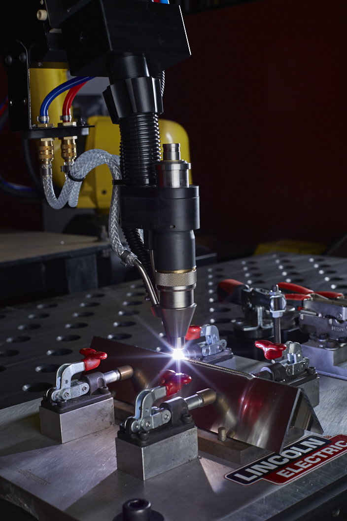 Wolf Robotics, A Lincoln Electric Automation™ Company Helping Medical ...